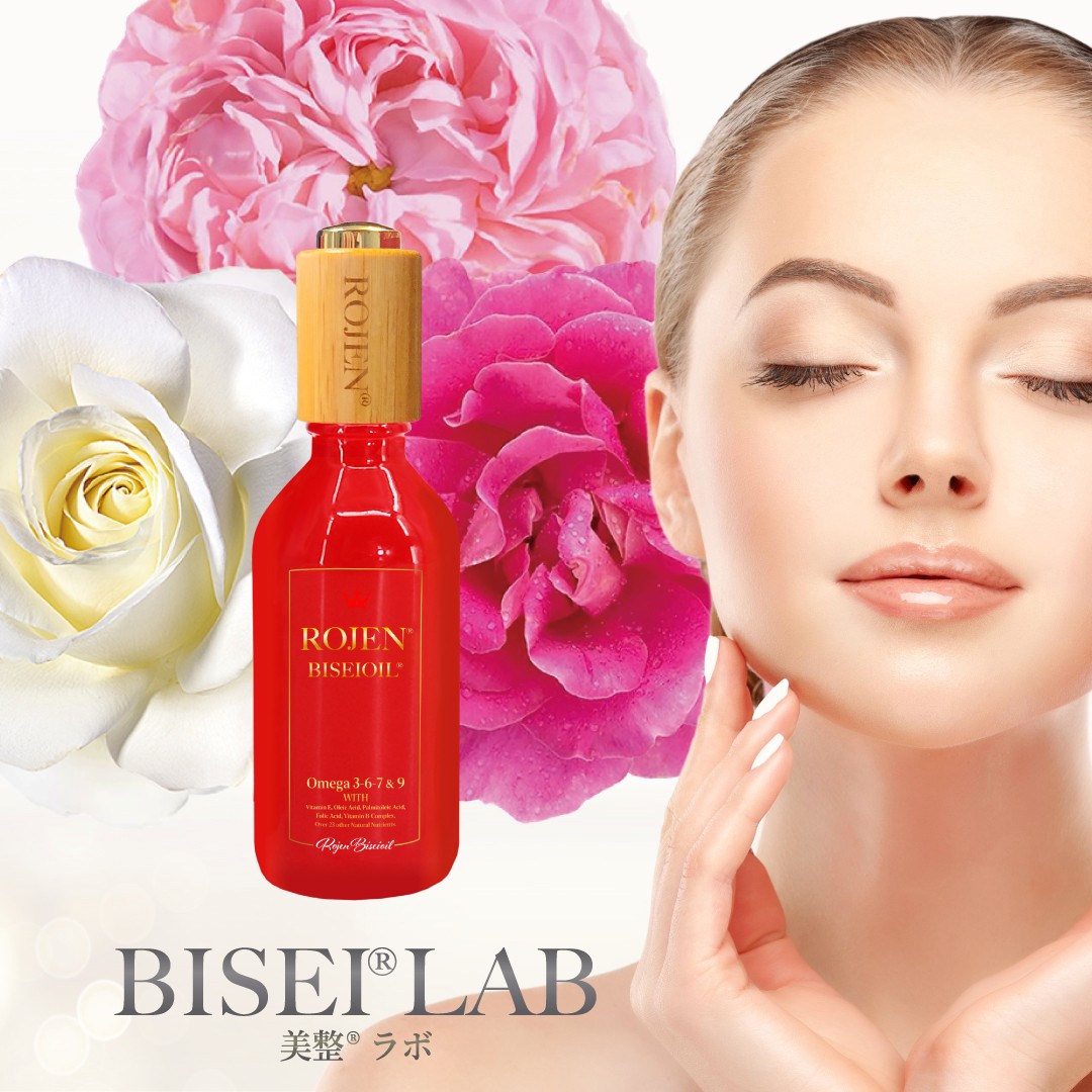 笑顔をキープして下から上に引き上げるように塗りましょう！ - ROJEN®